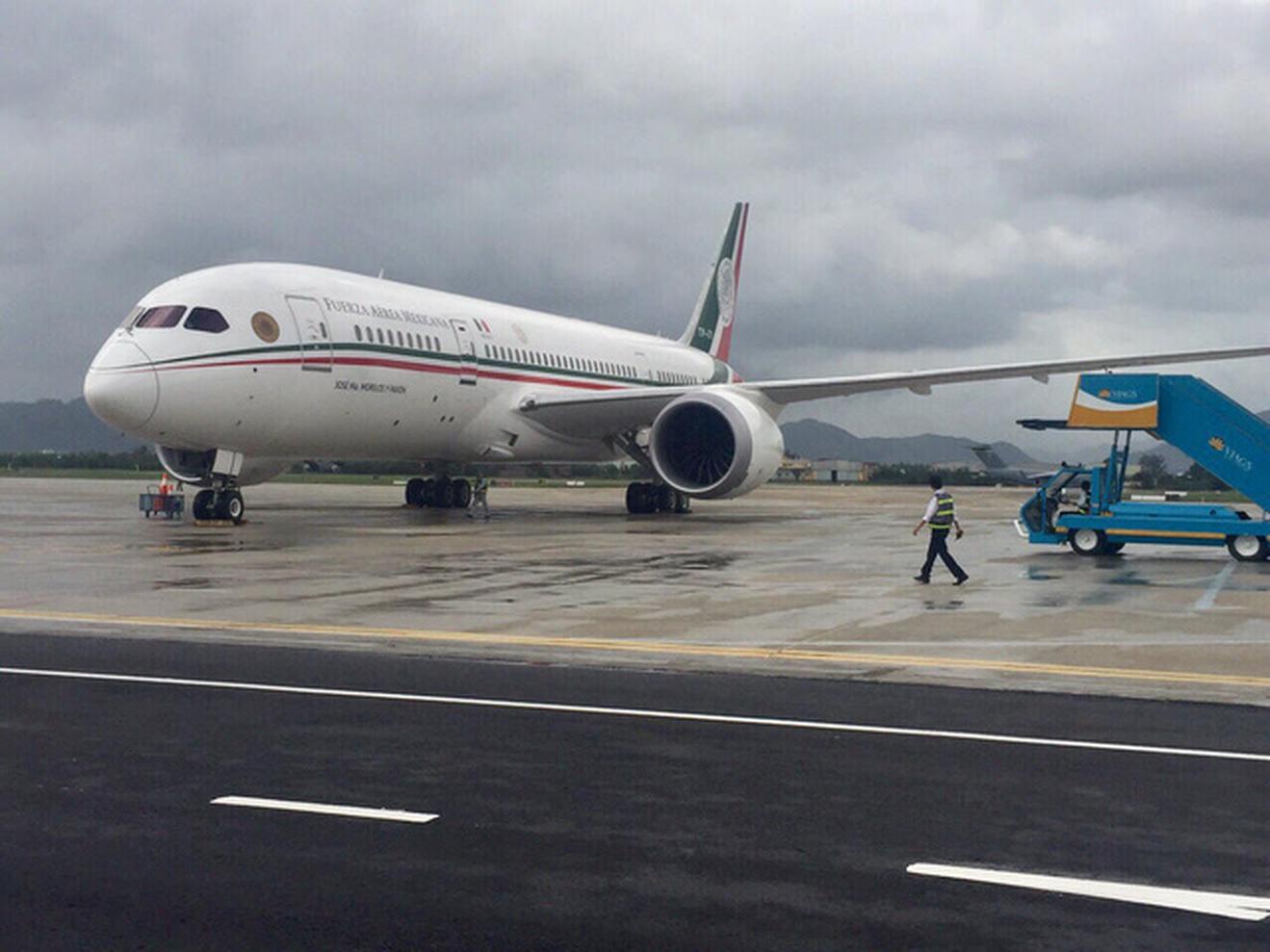 Sân bay Đà Nẵng nhộn nhịp các chuyến chuyên cơ về dự APEC